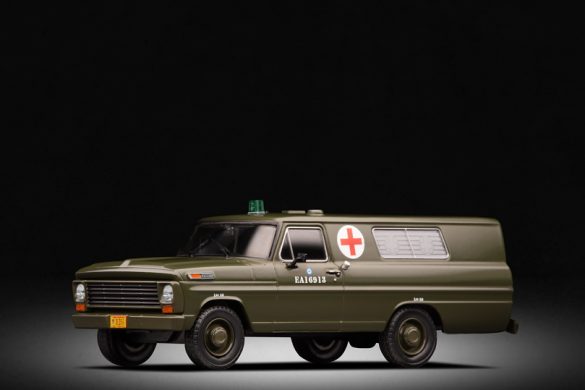 Ambulances – DIECAST MODEL FEVER